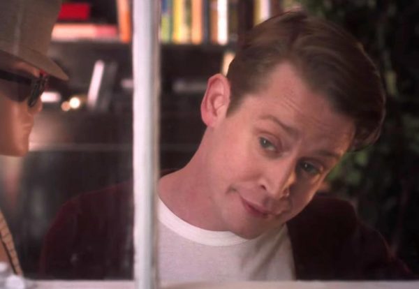 Watch Macaulay Culkin Recreate Iconic 'Home Alone' Scenes As An Adult ...