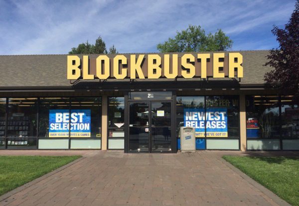 Inside The Last Blockbuster Video Store In The World - AmongMen