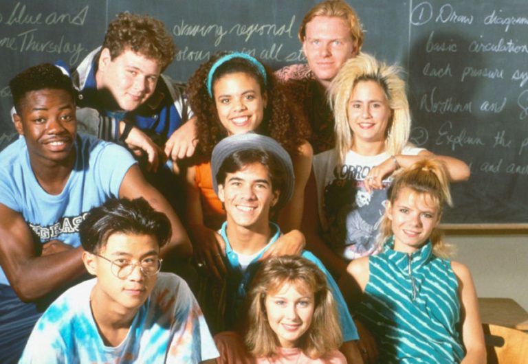 20 Things You Probably Never Knew About The Degrassi Franchise - AmongMen