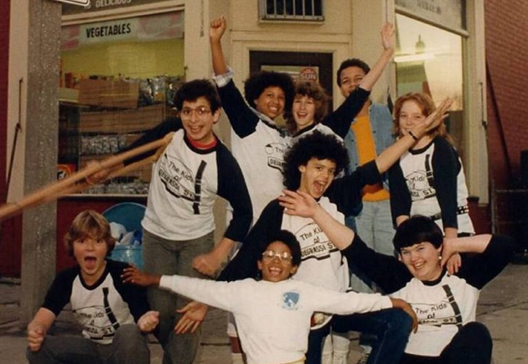 20 Things You Probably Never Knew About The Degrassi Franchise - AmongMen